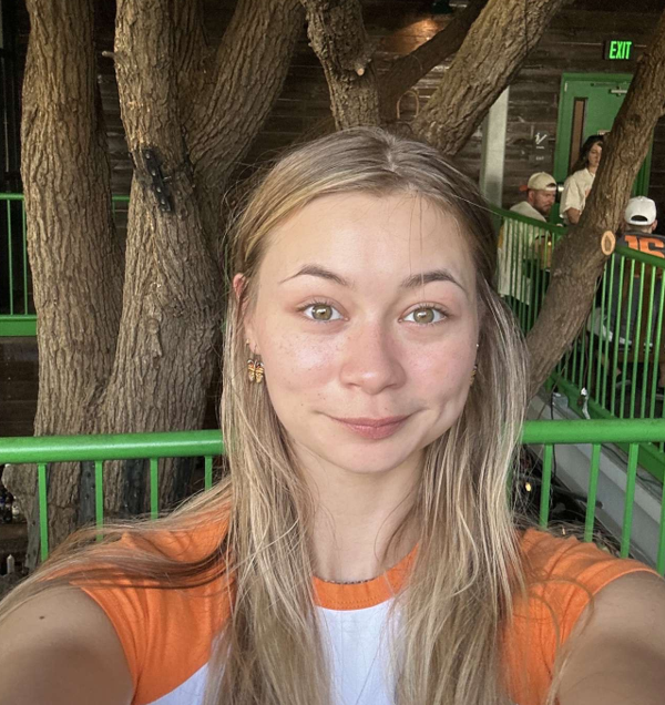 Meet your RAs: Courtney and Logan – The Collegian